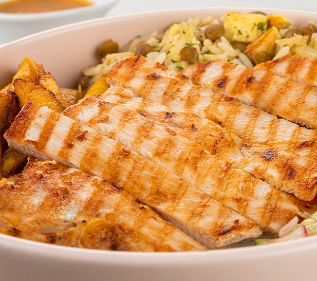 Arroz moro con chuleta asada - Mr Pavo